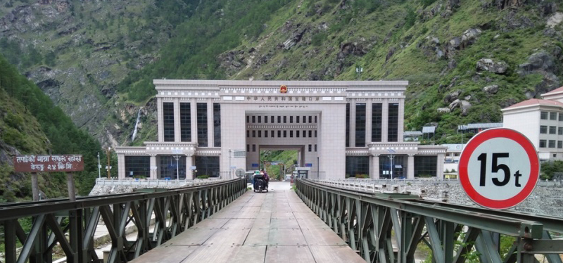 More Than 70 Containers Heading Towards Kerung Daily « Nepalese Voice