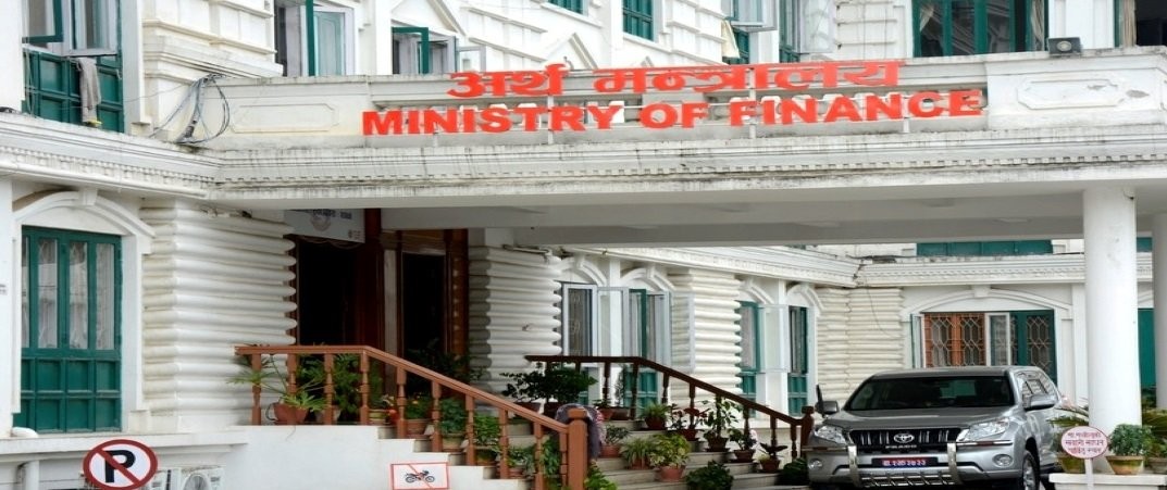Govt. decides to reduce fuel for government facilities by 20 per cent ...
